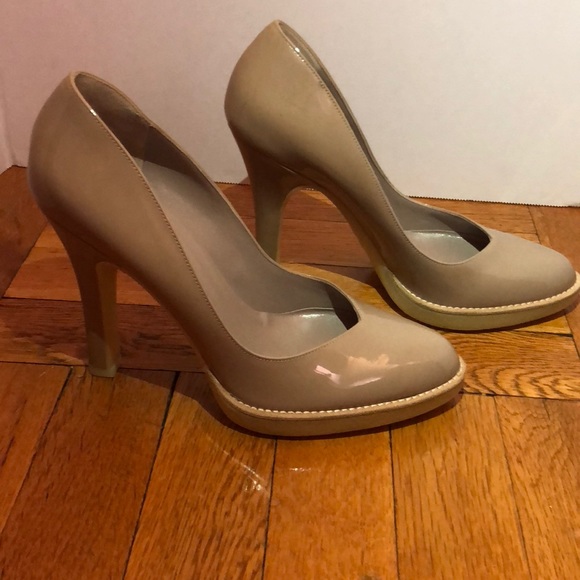 Gucci | Shoes | Gucci Heel In Grey Stone | Poshmark